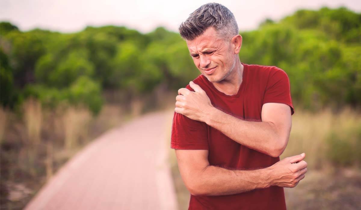 Desgarro Muscular: Cómo Evitarlo, Síntomas y Tratamiento